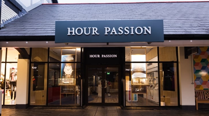 Cheshire Oaks Designer Outlet | Hour Passion
